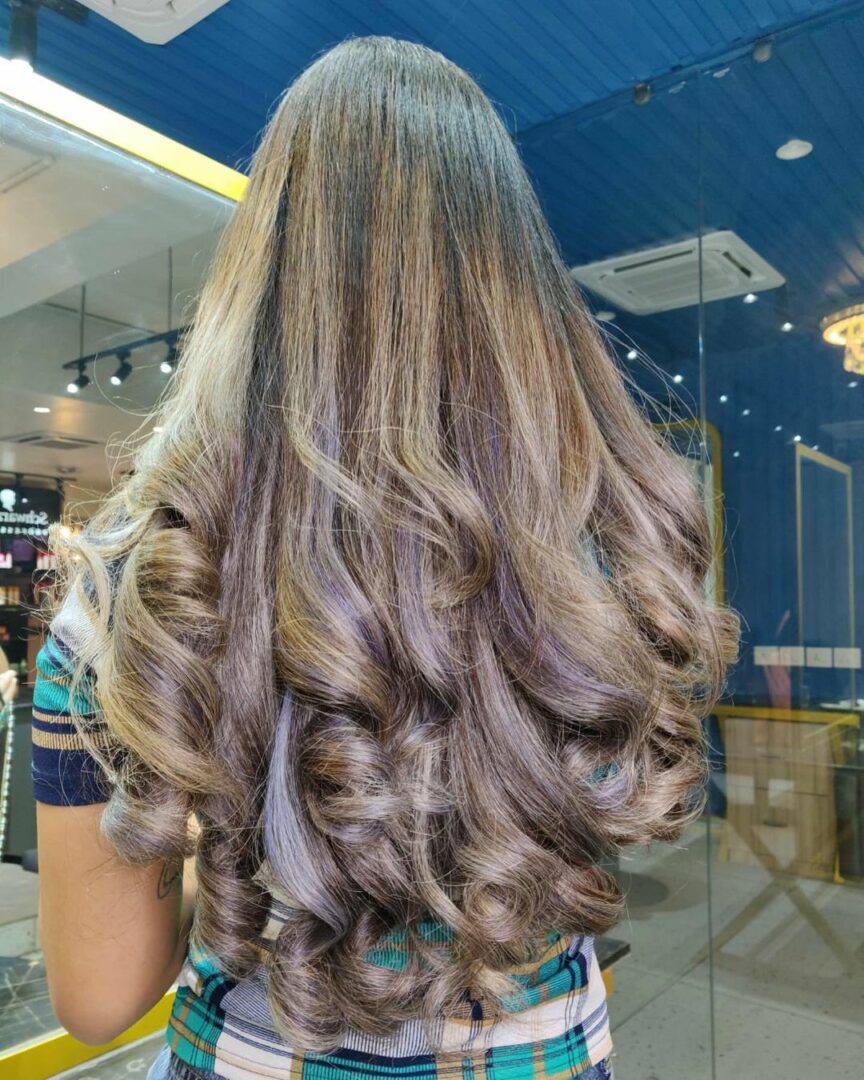 10 Rich And Elegant Dark Ash Blonde Hair Ideas To Try This Winter