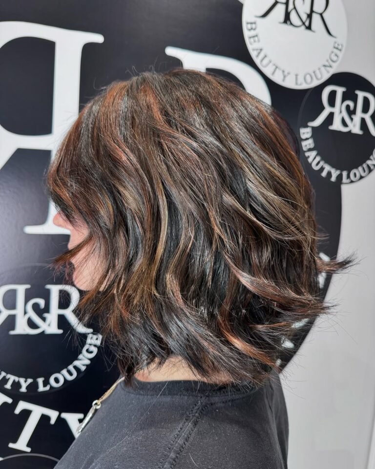 11 Easy-On-The-Eye Dark Brown Hair with Lowlights For A Rich ...