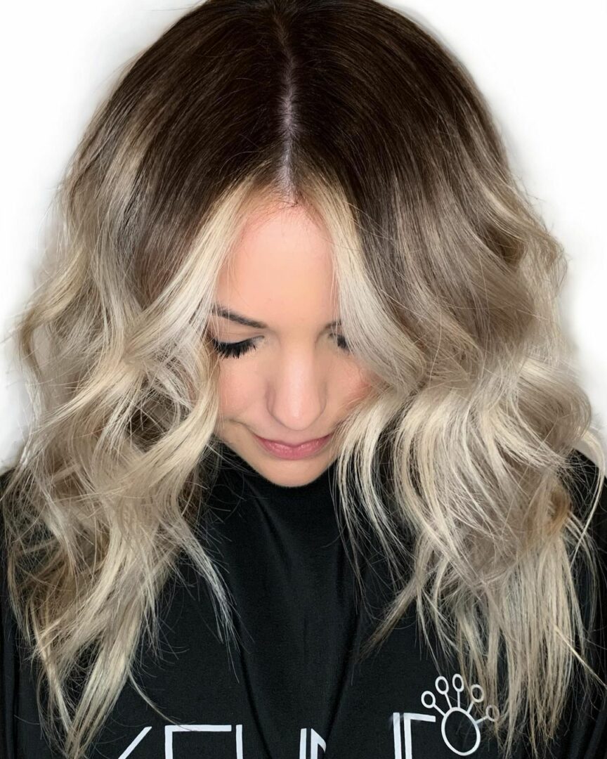 10 Stunning Root Melt Ideas To Help You Go From Brunette To Blonde In ...
