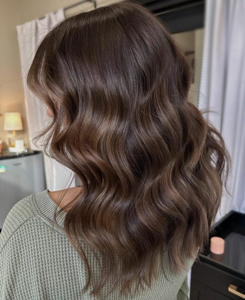 13 idées de couleurs de balayage inversées pour renverser la tradition
