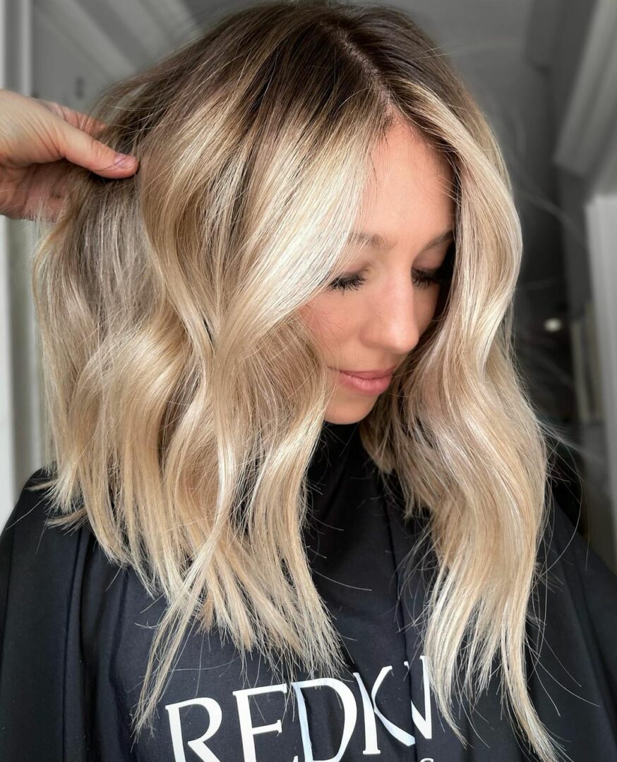 10 Stunning Root Melt Ideas To Help You Go From Brunette To Blonde In ...