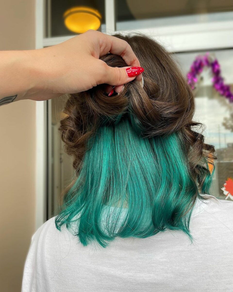 Top 11 Peekaboo Highlights Ideas For The Color Refresh You’ve Been Craving