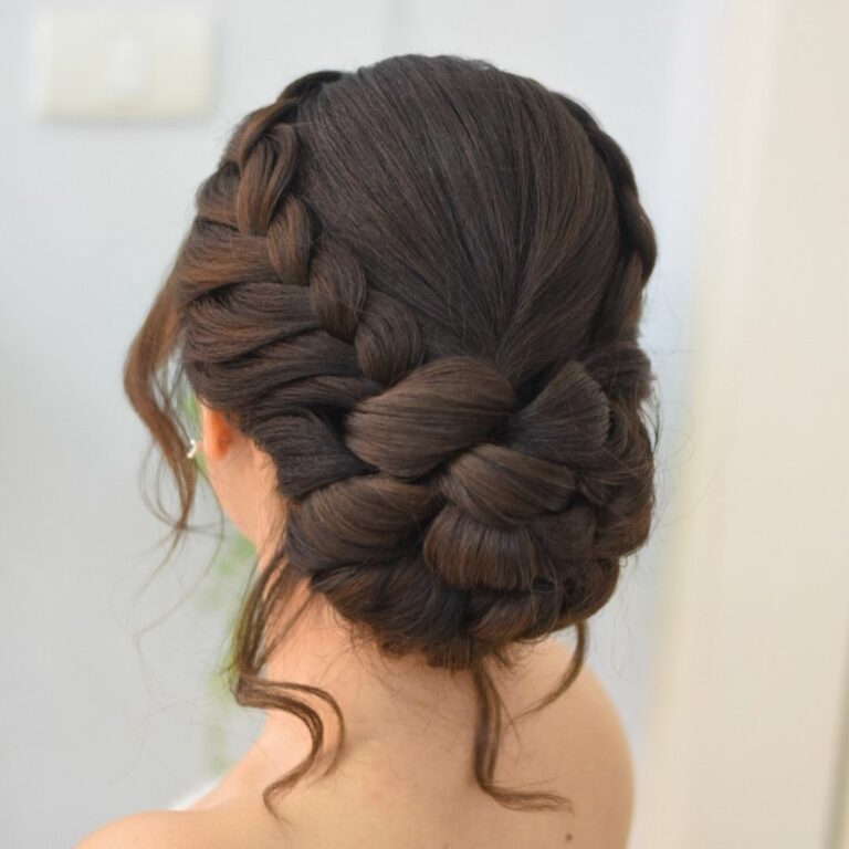 12 Stunning Holiday Hair Looks That Will Get You In The Festive Mood