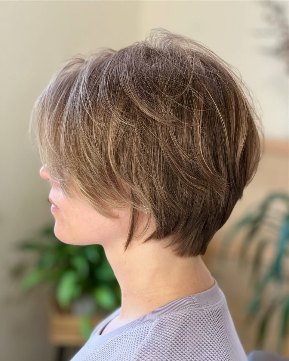 10 Fun Pixie Bob Haircuts With Side Part For A Stylish Look