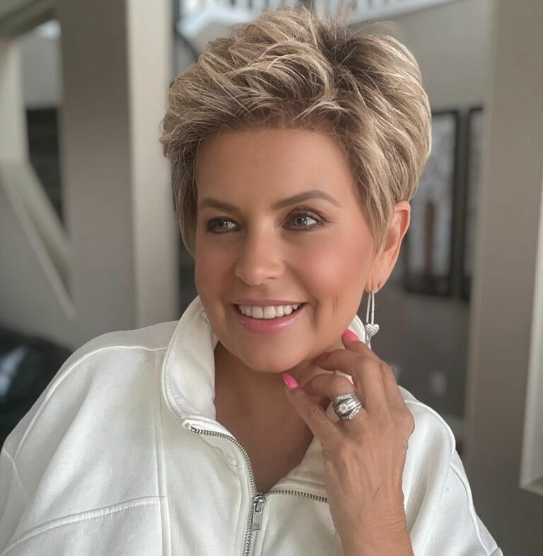 14 coupes de cheveux Pixie pour les femmes de plus de 50 ans aux ...