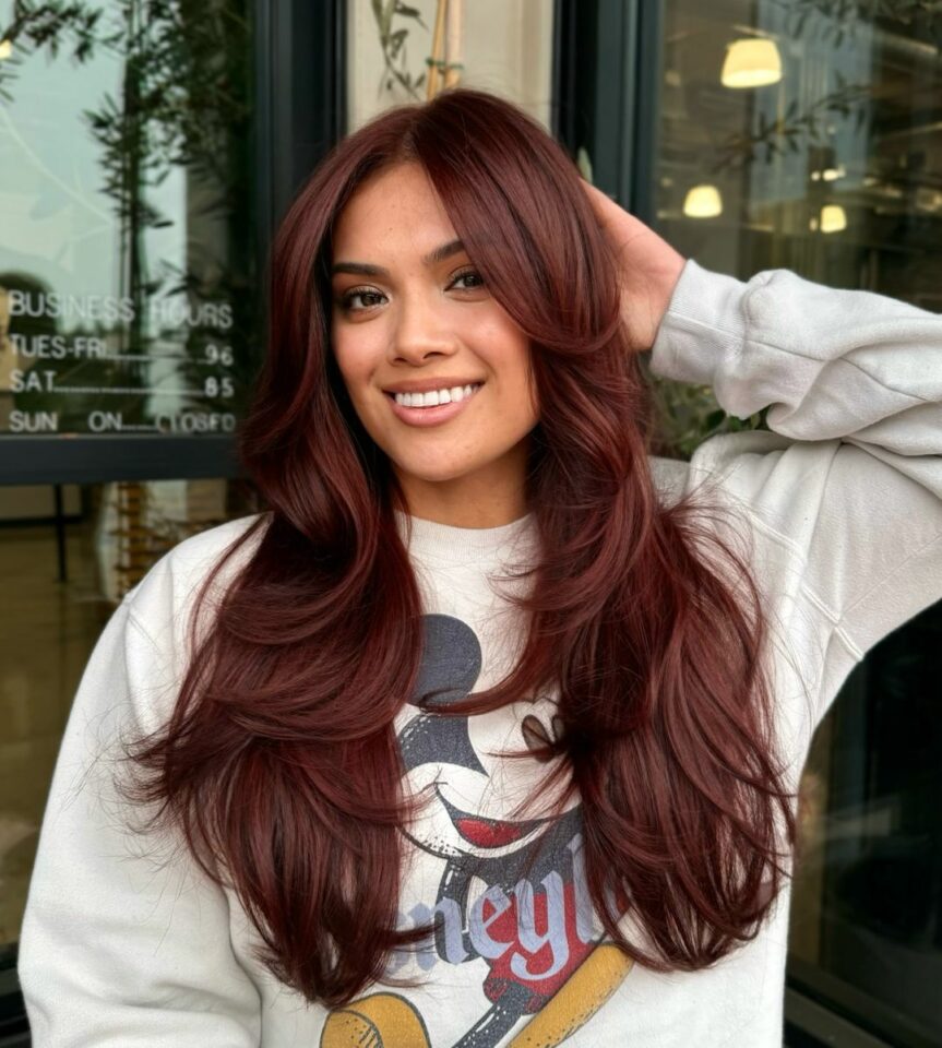 Os 10 melhores cortes de cabelo para rostos redondos que irão definir ...