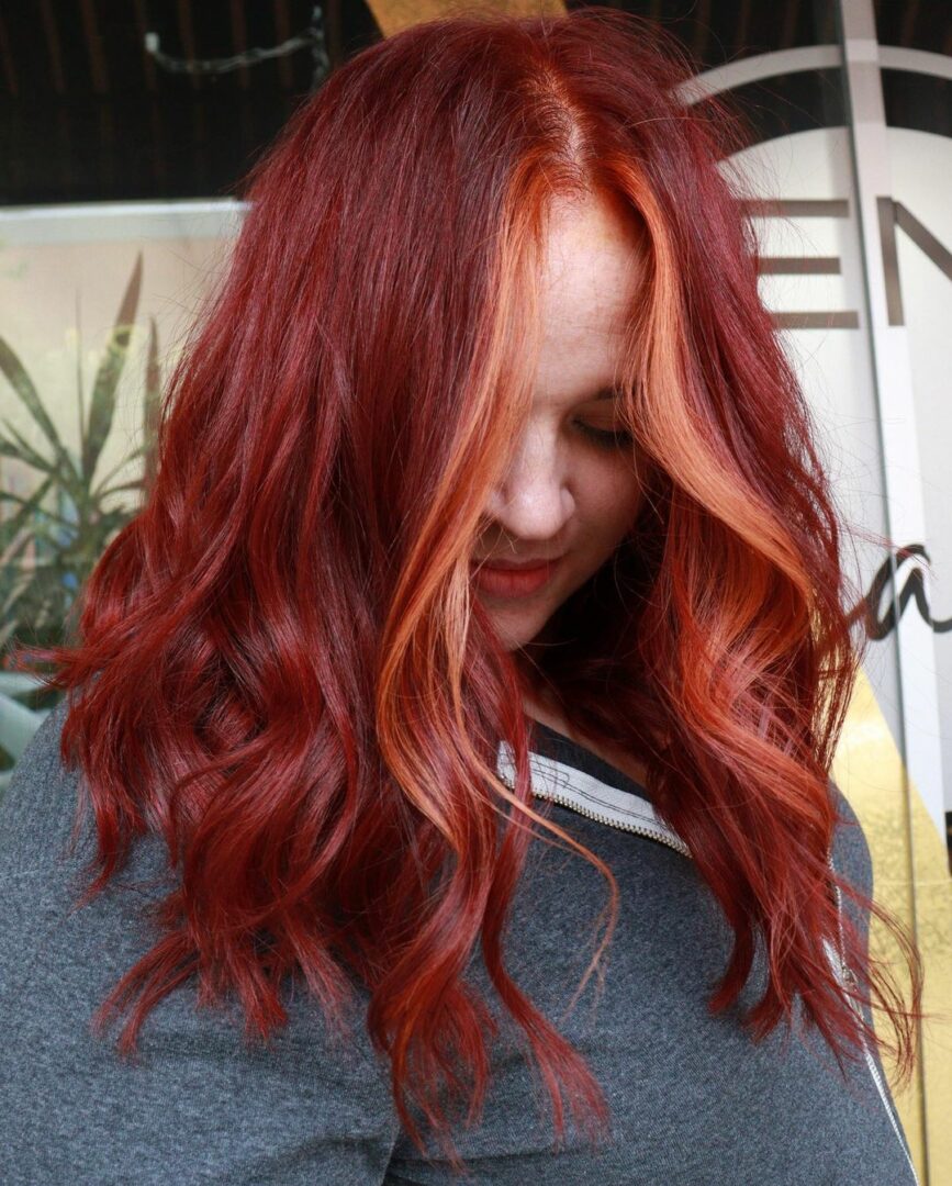 11 Styles Of Red Hair With Highlights And The Alluring Pop Of Crimson Glow
