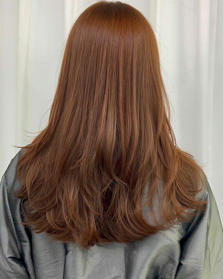 Too Much Hair? 14 Layered Hairstyles That Add Shape Without Losing Volume