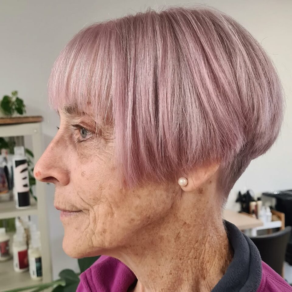 10 Stylish And Fuss-Free Short Bobs For Women Over 70