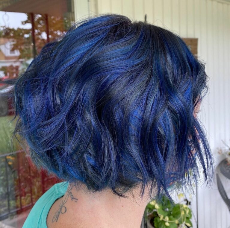 Top 12 Midnight Blue Hair Dreams That Are A Beautiful Disaster