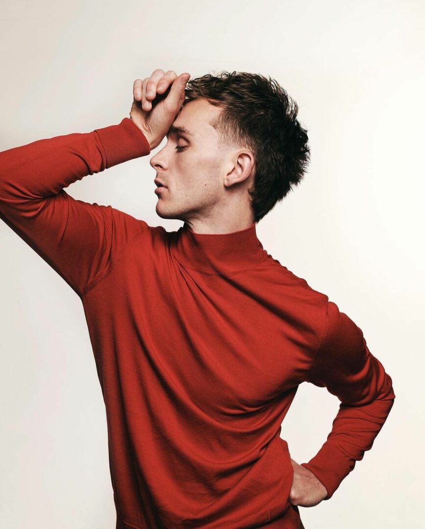 11 Striking French Messy Crops That Make Girl's Hearts Flutter