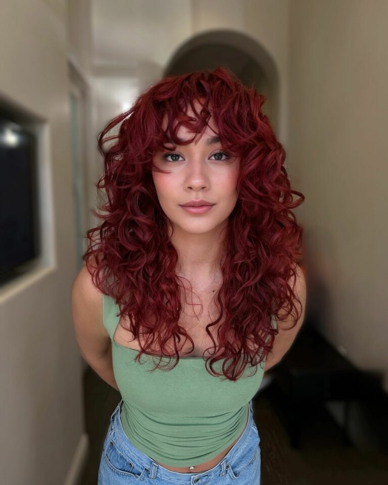 13 Stunning Face-Framing Curly Hair Ideas That Highlight Your Features And Boost Your Style