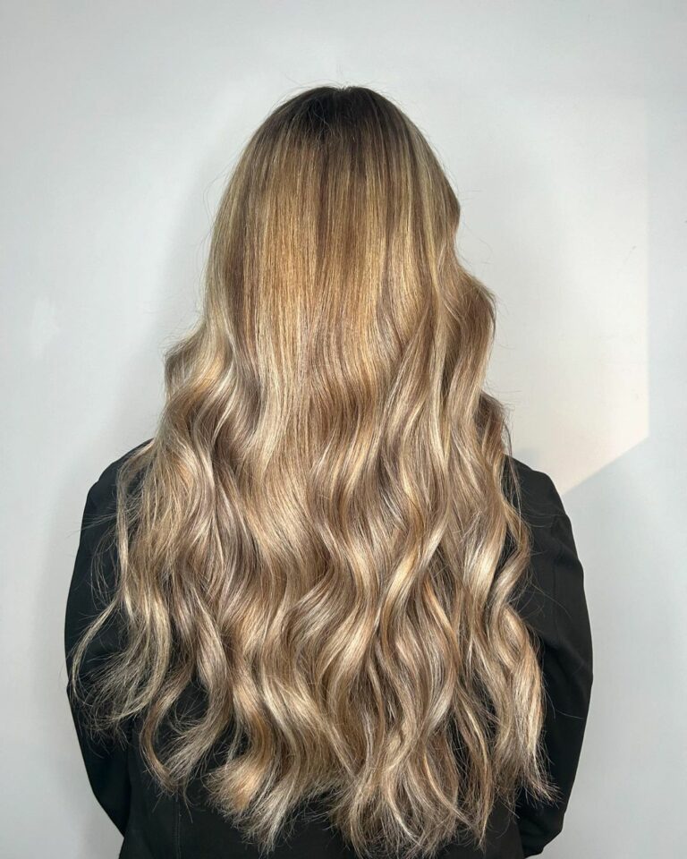 13 idées de couleurs de balayage inversées pour renverser la tradition