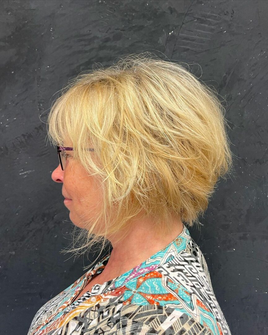 12 Shaggy Hairstyles For Women Over 60 To Refresh Their Appearance