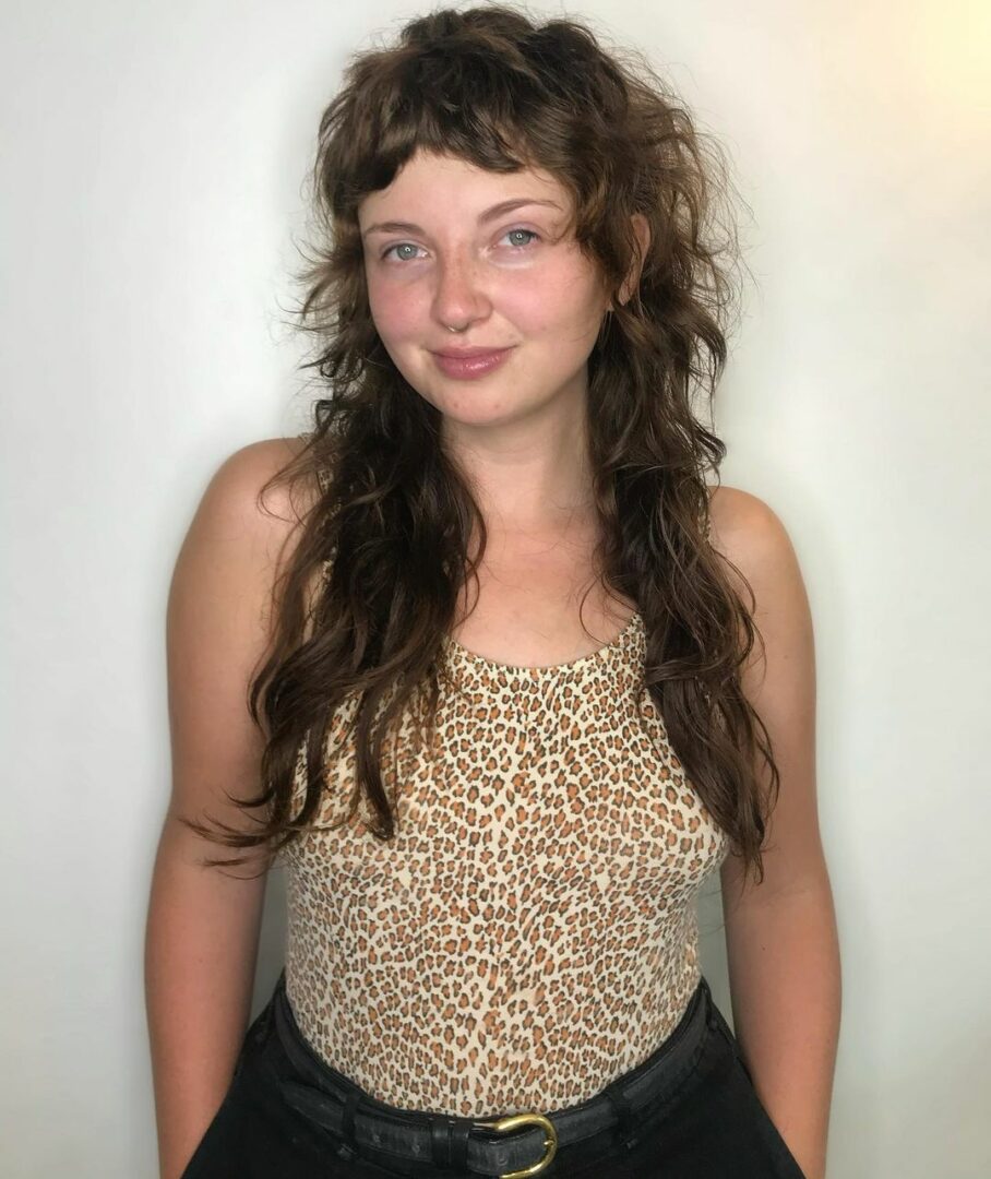 10 Most Flattering Long Haircuts For Women With Round Faces