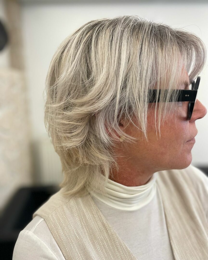 12 Shaggy Hairstyles For Women Over 60 To Refresh Their Appearance