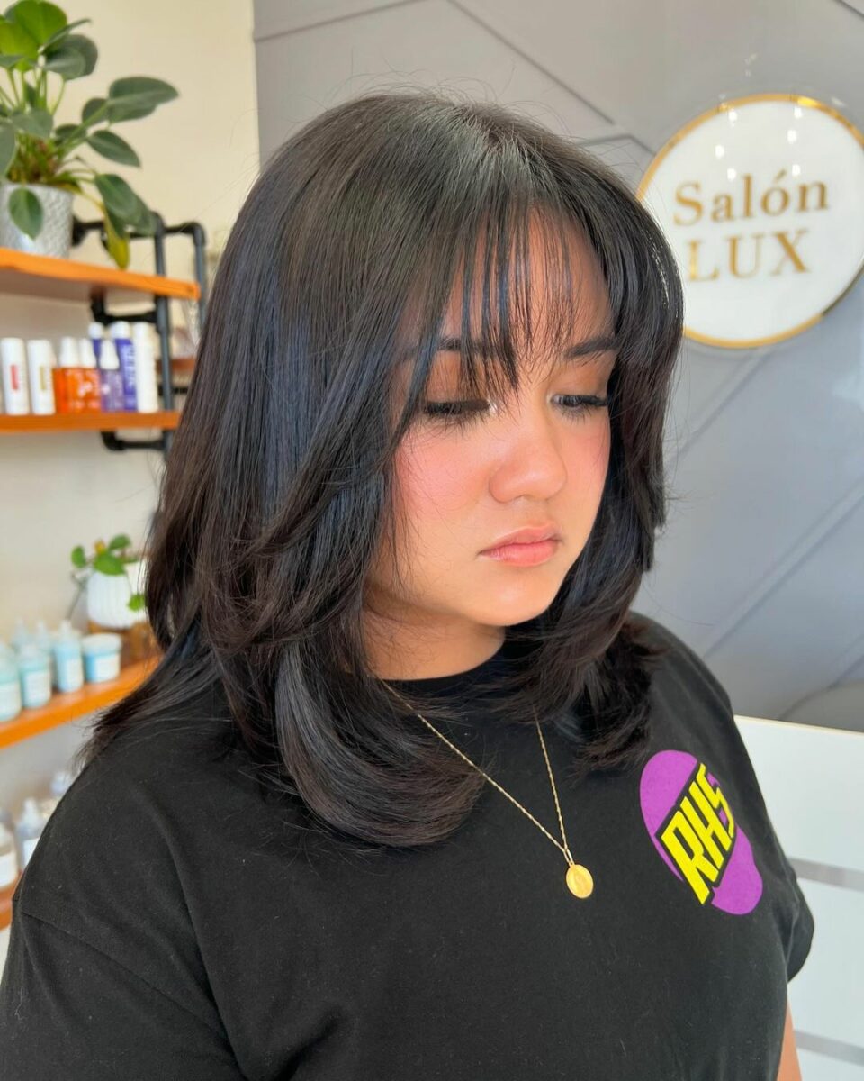 16 Haircuts That Conceal And Contour A Larger Forehead With Style