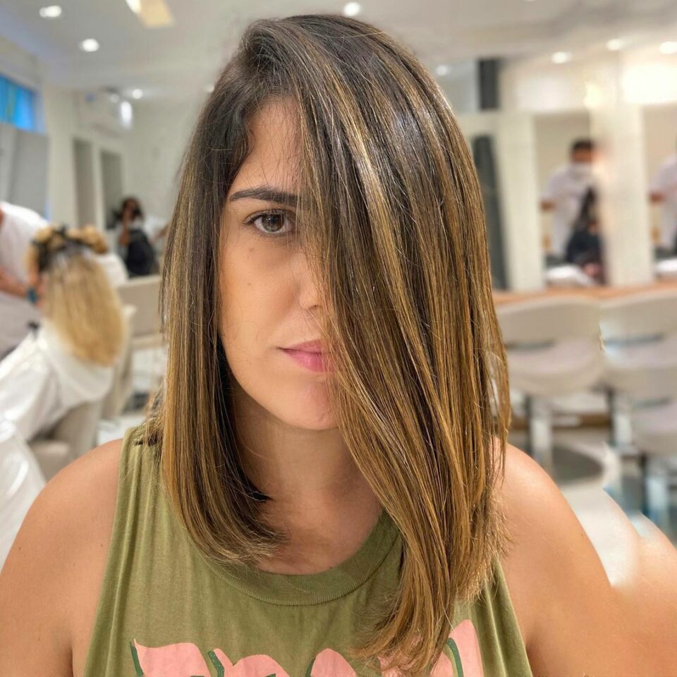 15 Long Bob Hairstyles That Slim & Sculpt A Round Face