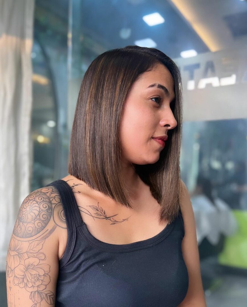 15 Long Bob Hairstyles That Slim & Sculpt A Round Face