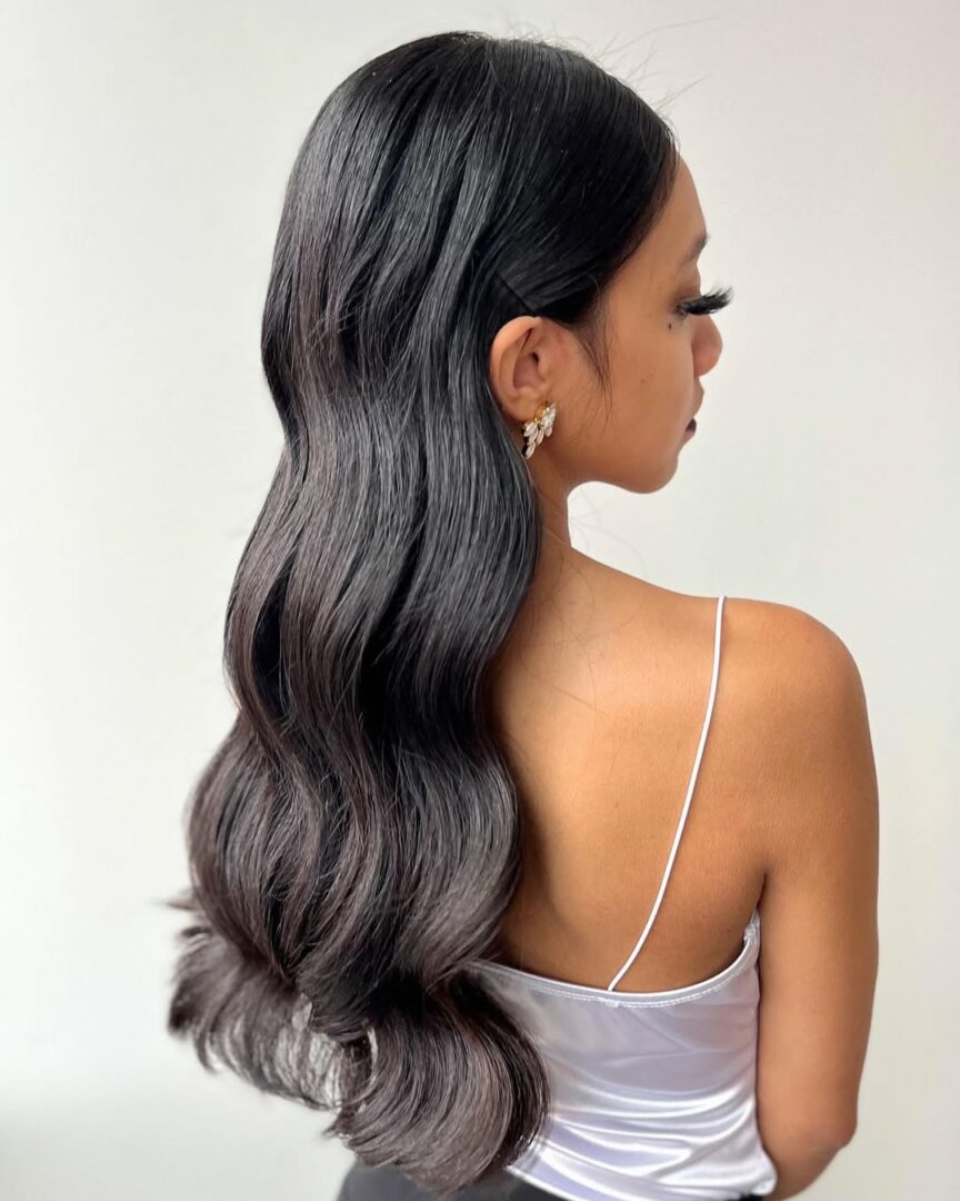 12 Stunning Holiday Hair Looks That Will Get You In The Festive Mood