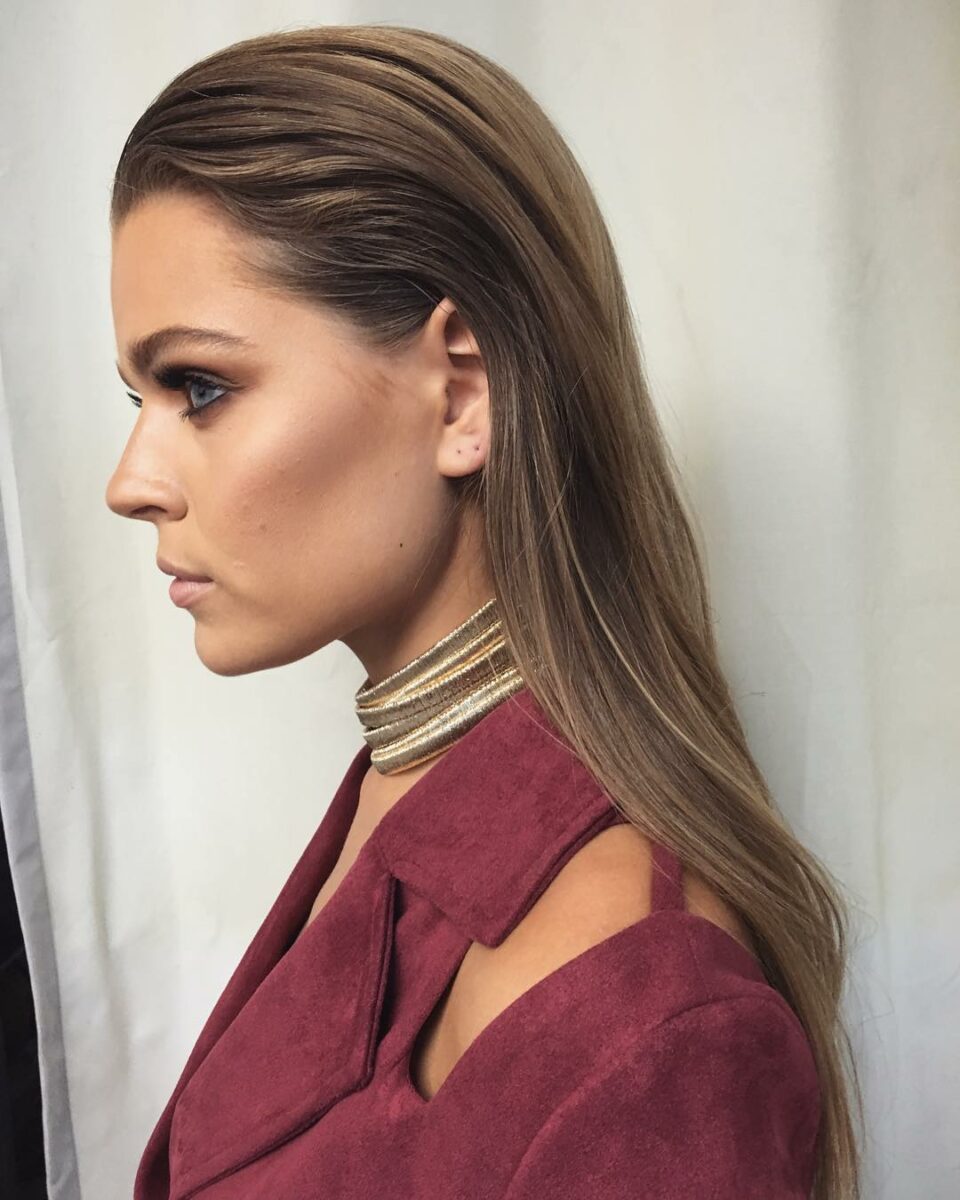 12 Stunning Holiday Hair Looks That Will Get You In The Festive Mood