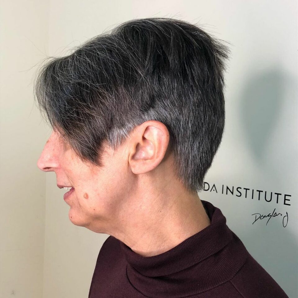 The Short Cut That Changes Everything—14 Angled Pixie Cuts That Frame ...