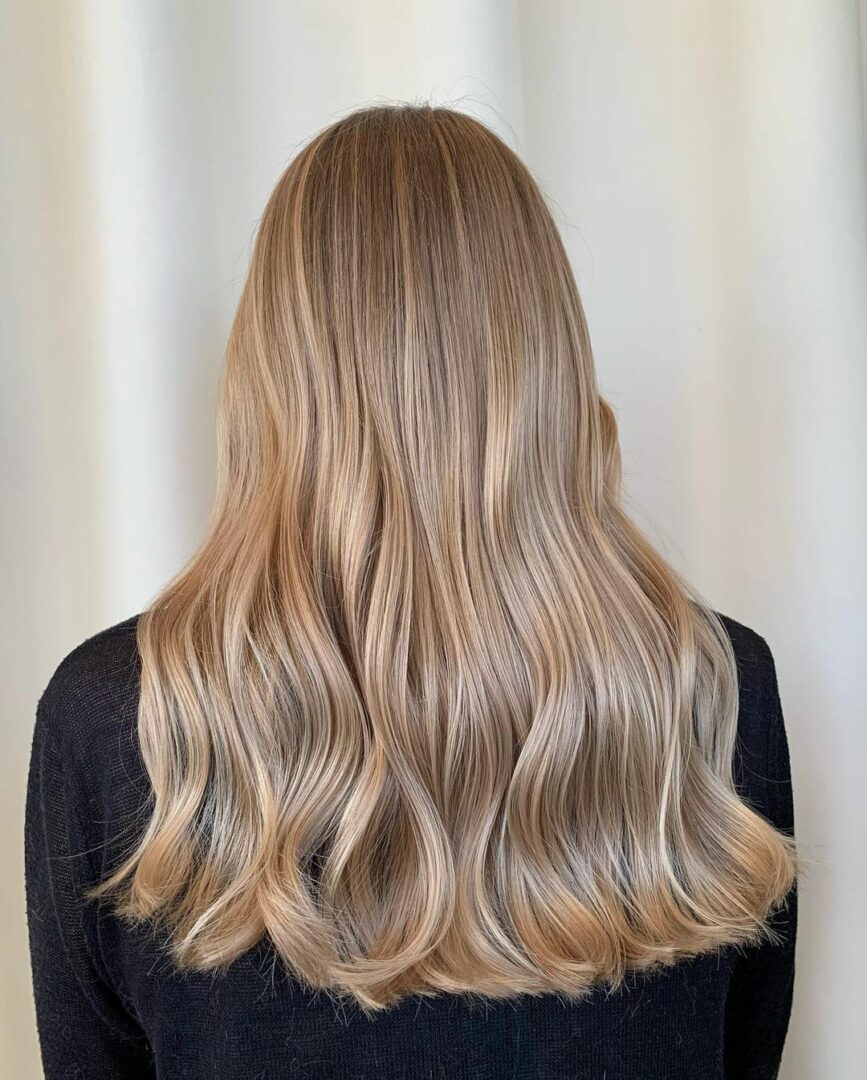 10 Hairstyles For Full Faces That Will Highlight Your Best Features