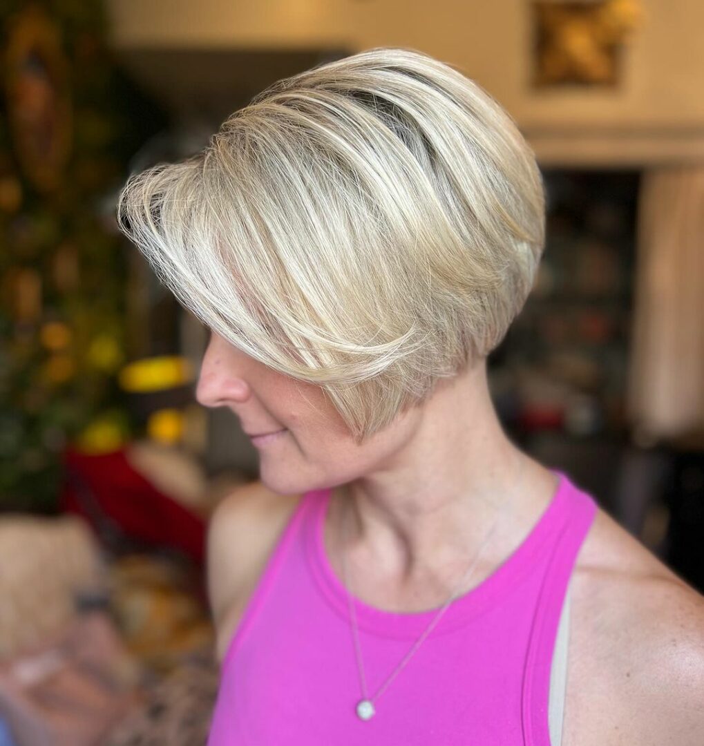 12 cortes de pelo más favorecedores para mujeres de más de 50 años con ...