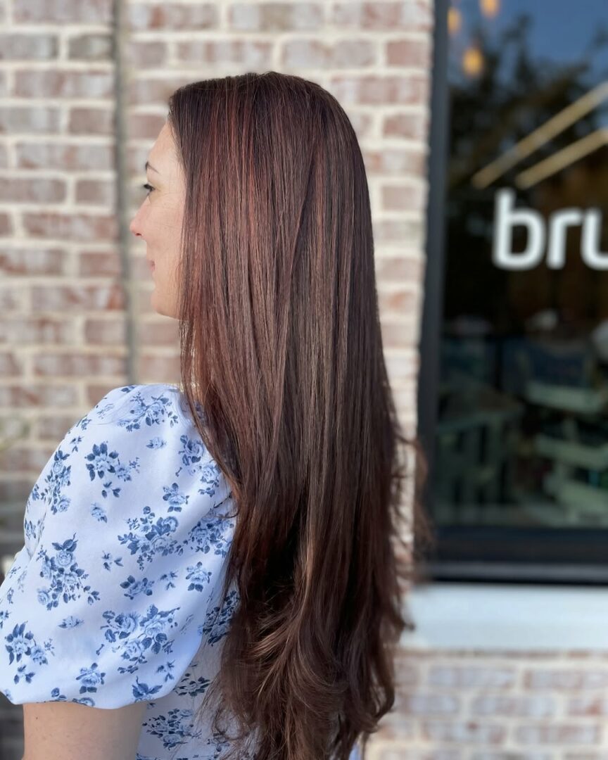 11 Brown Hair With Red Highlights Trends Taking Over Social Media
