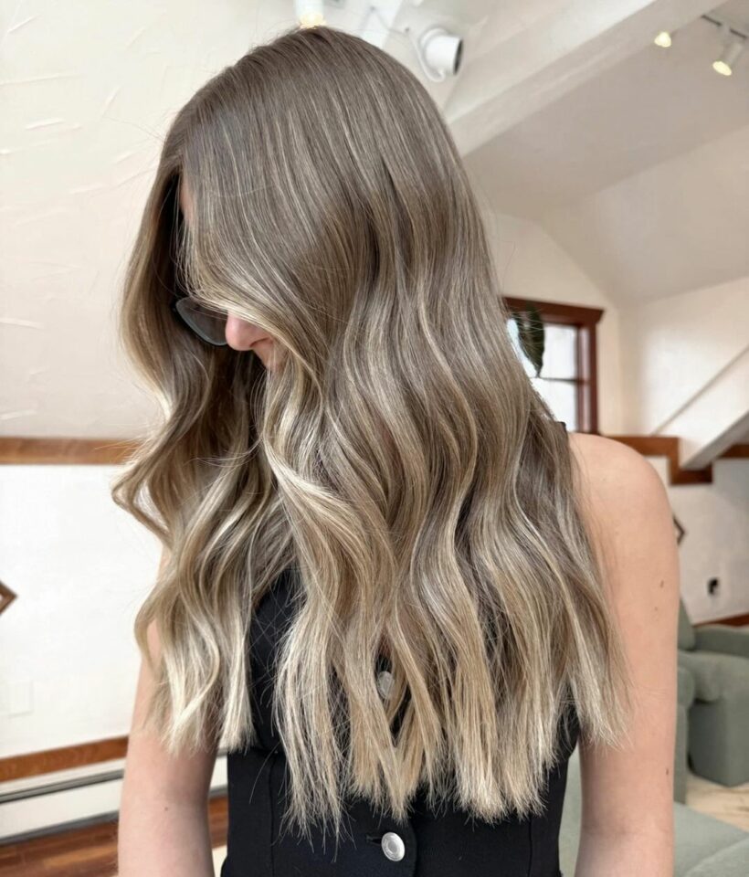 10 Stunning Root Melt Ideas To Help You Go From Brunette To Blonde In ...
