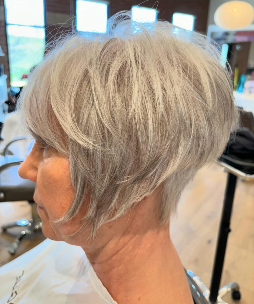 18 Perfect Angled Bobs With Bangs That Suit Every Face Shape