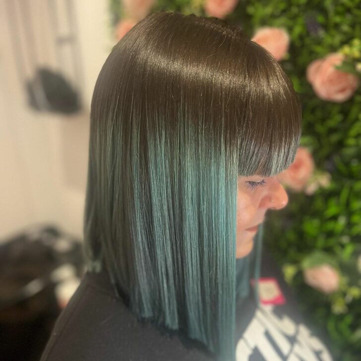 18 Perfect Angled Bobs With Bangs That Suit Every Face Shape