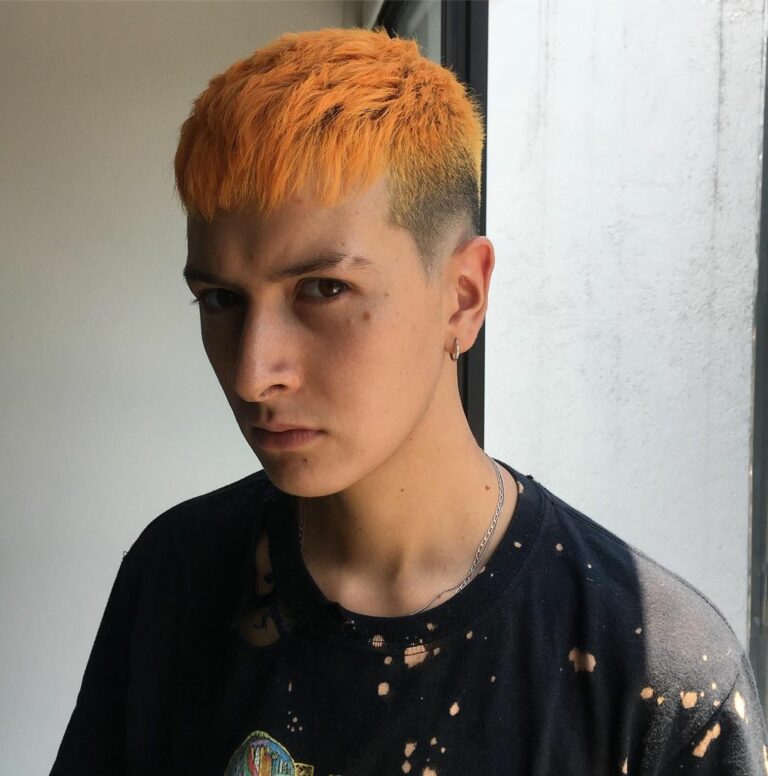 11 Striking French Messy Crops That Make Girl's Hearts Flutter