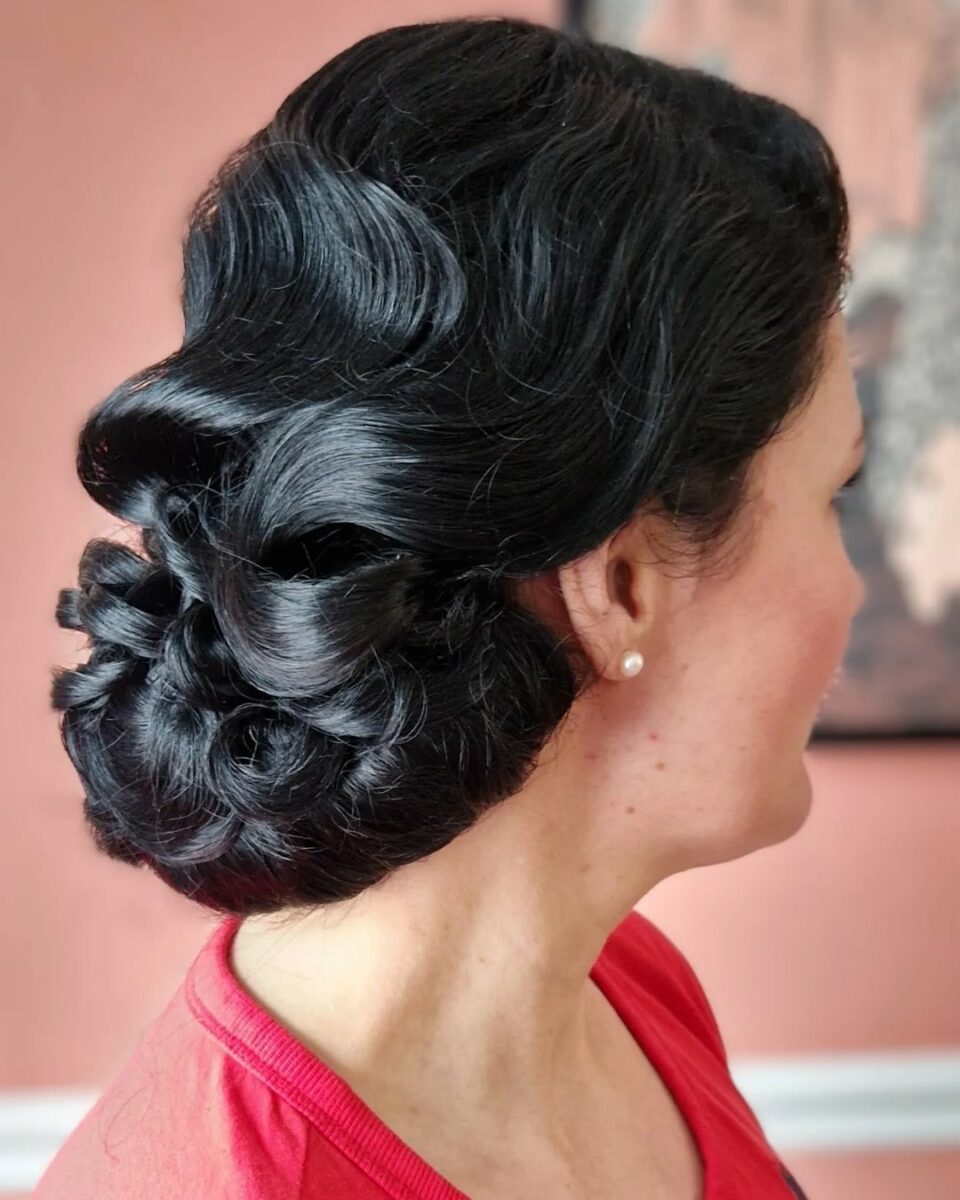 Embrace Your Inner Starlet: 14 Glamorous Old Hollywood Looks That Never ...