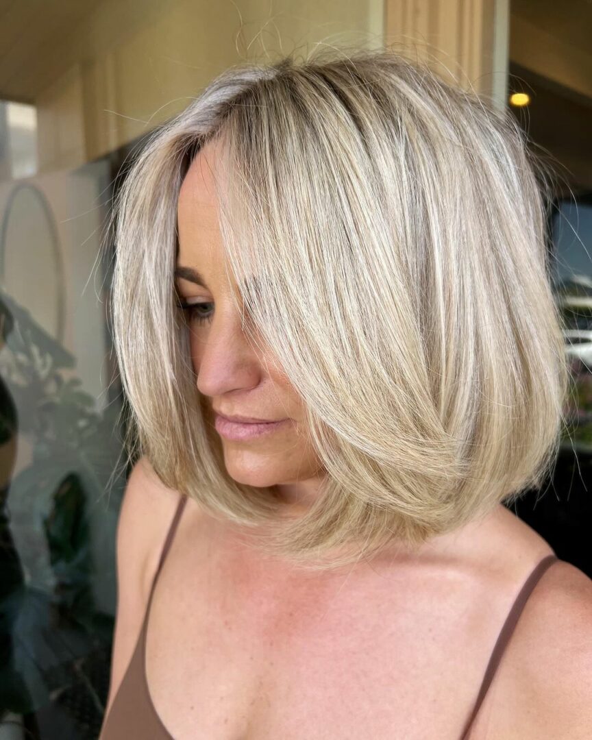 12 cortes de pelo más favorecedores para mujeres de más de 50 años con ...