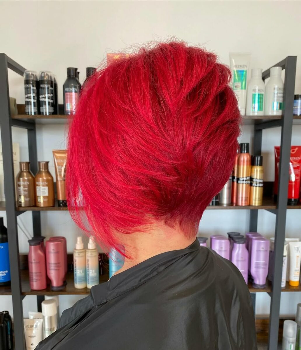 11 Short Graduated Bob Haircuts For The Fashion-Forward Ladies