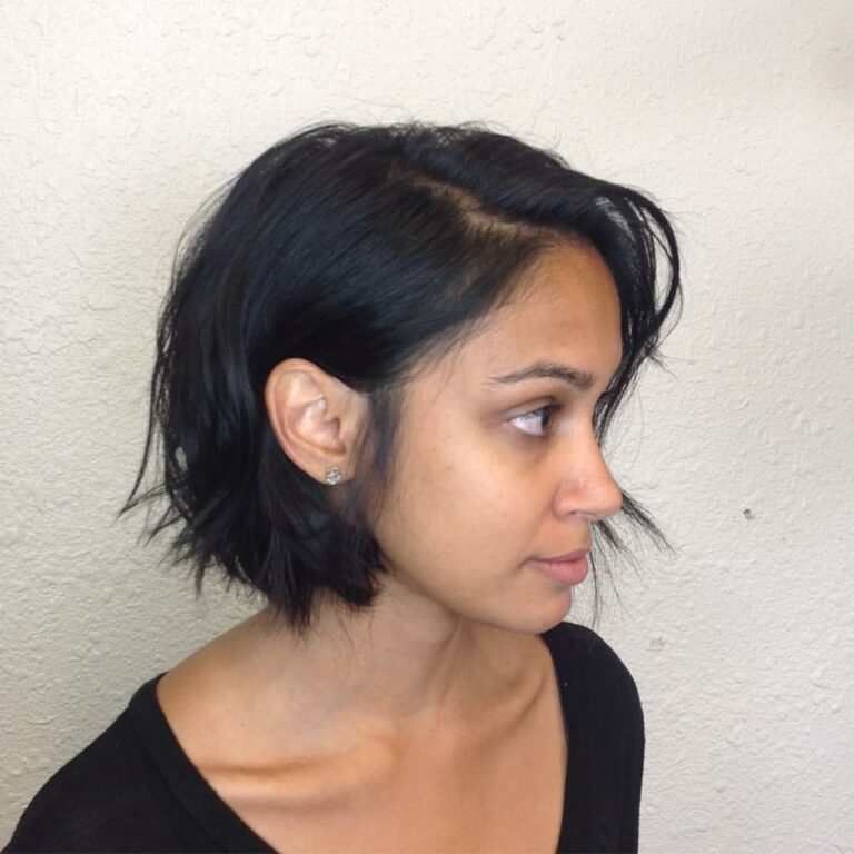 12 Chin-Length Wavy Hairstyles That Will Totally Transform Your Look