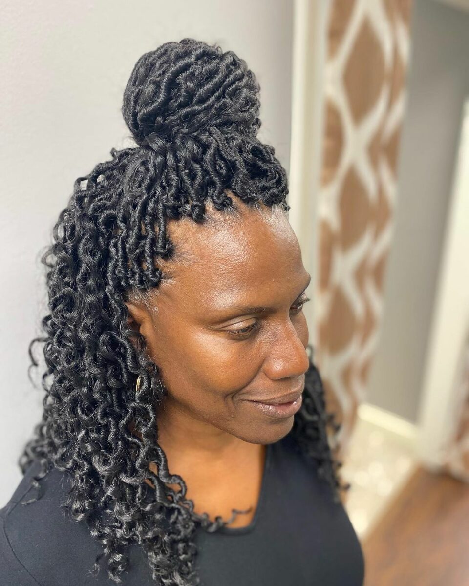 12 Fun And Natural Crochet Braid Styles For Every Length