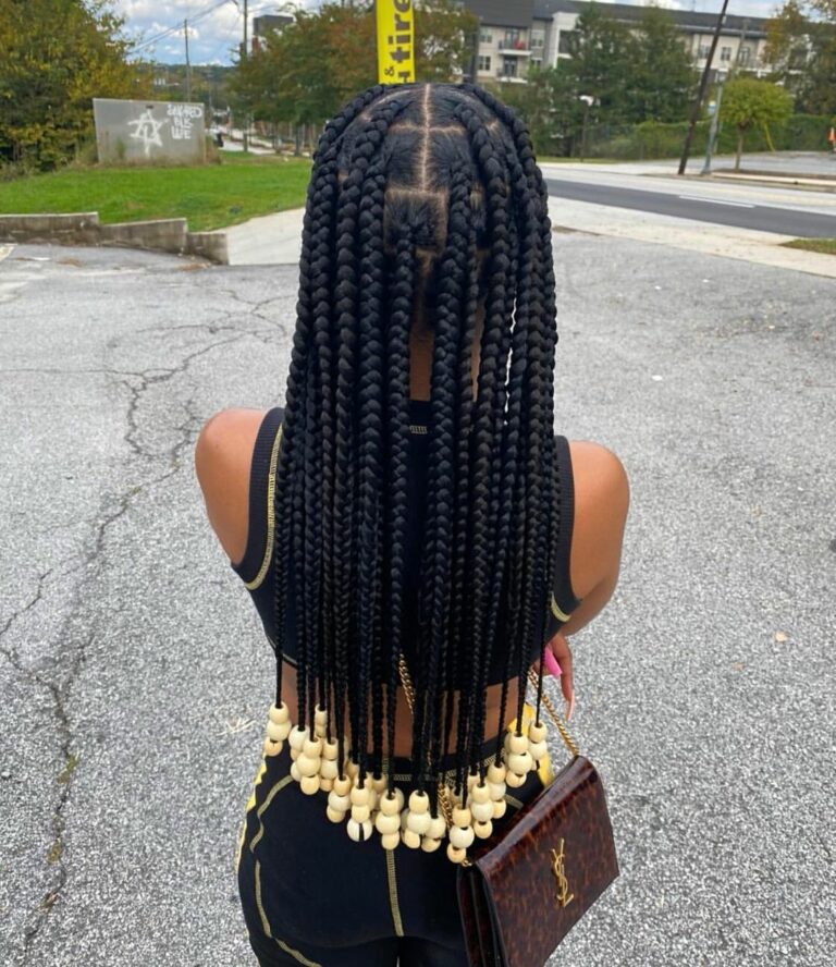 11 Protective And Stylish Knotless Braids Hairstyles