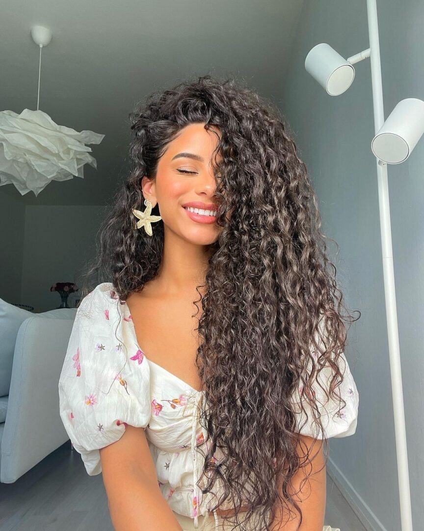 10 Most Flattering Hairstyles For Women With Thin Curly Hair