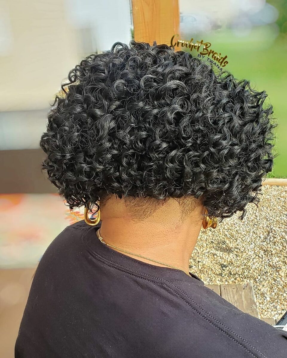 12 Fun And Natural Crochet Braid Styles For Every Length