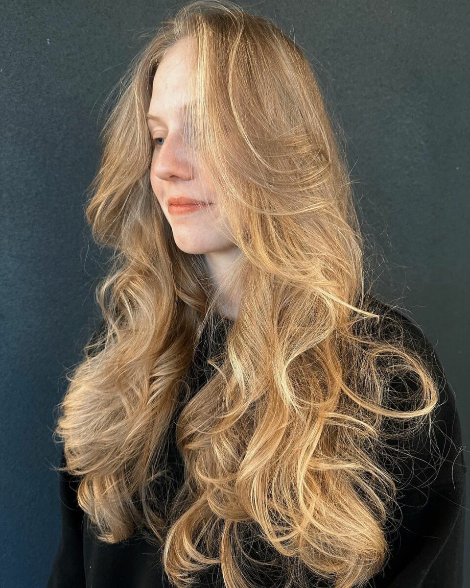 15 Trendiest V-Haircuts For Long Hair You’ll Be Excited To Try