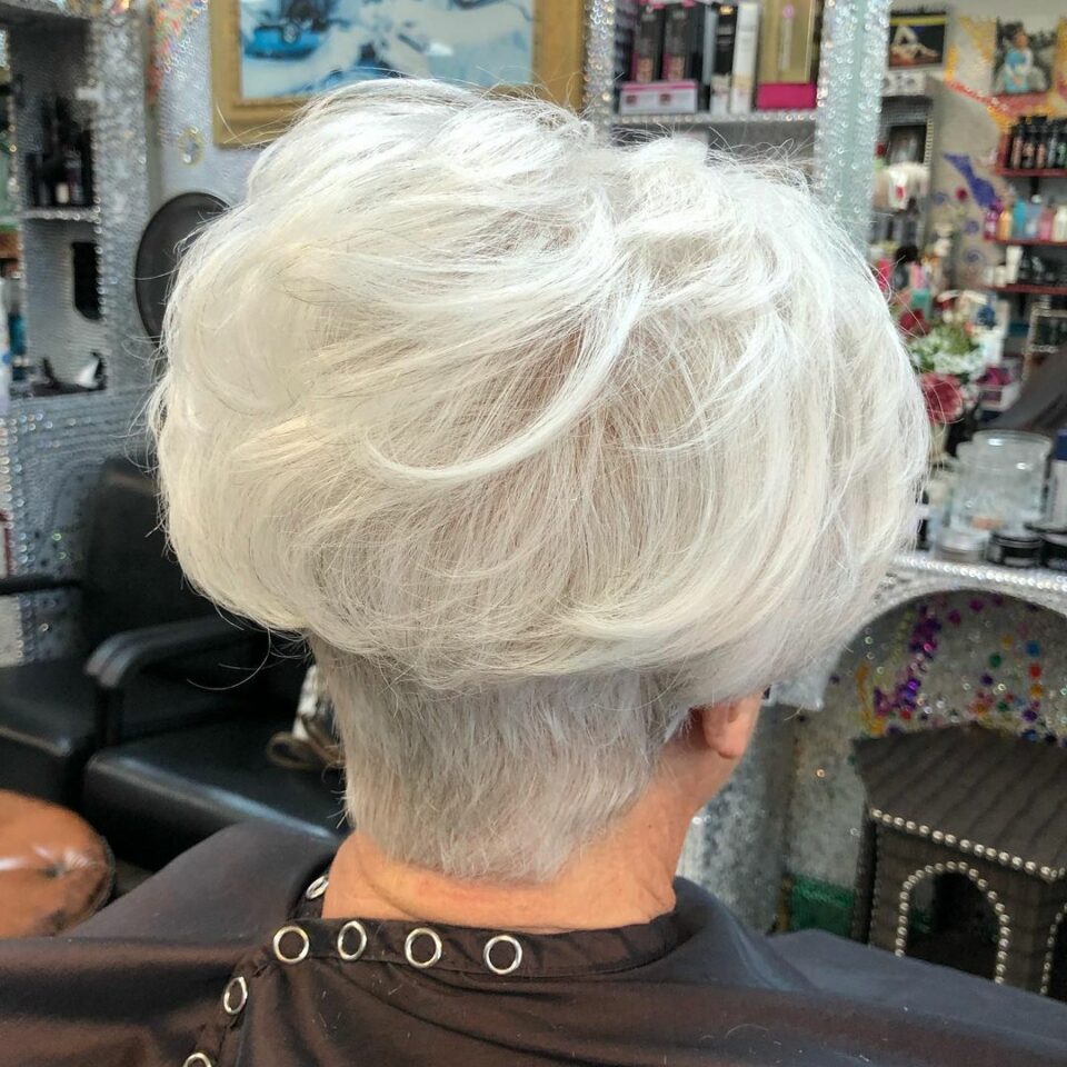 13 Timeless Wedge Haircuts For Older Women That Always Look Stylish