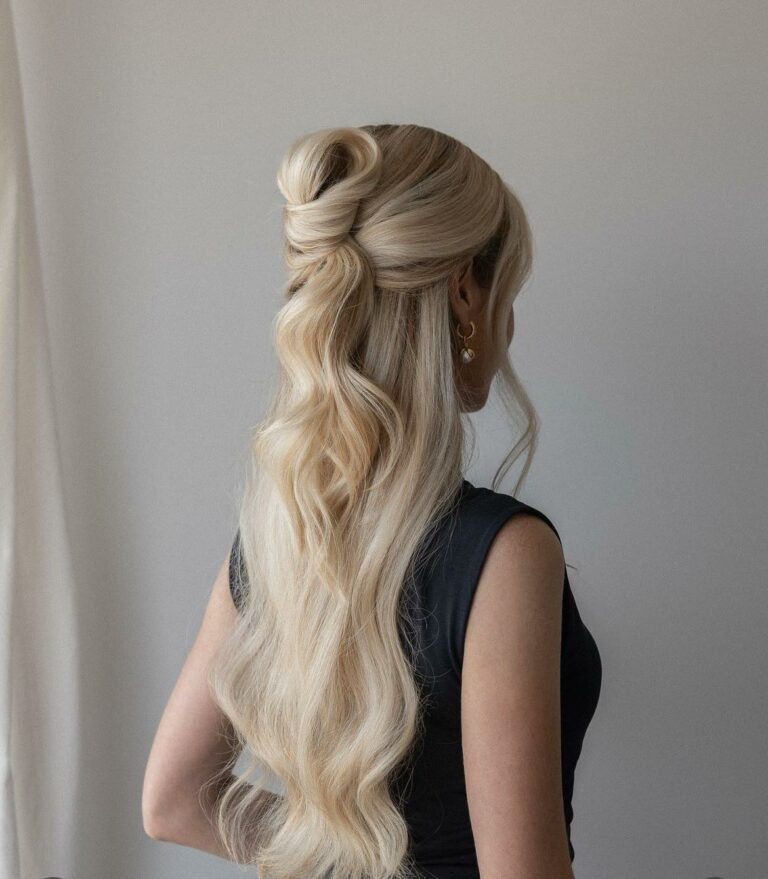 10 belles coiffures pour cheveux longs, de la plus décontractée à la ...