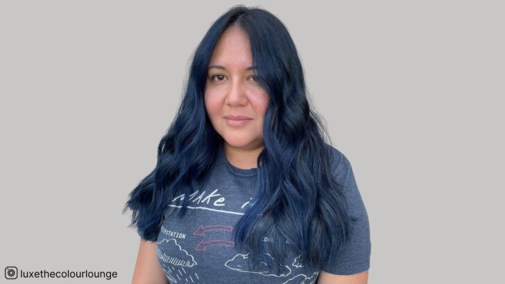 10 Dark Blue Hair Ideas To Transform Your Everyday Look