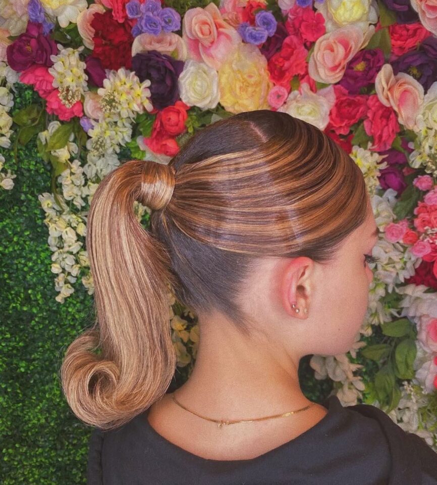 14 Stunning Hairstyles That Mark The Return Of '90s Hair Trends