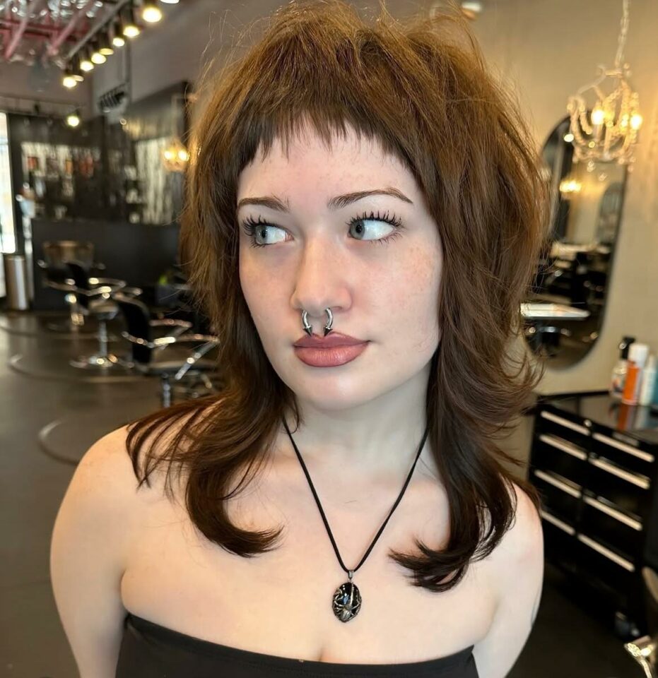 14 Modern Ways To Rock The Wolf Cut For Straight Hair