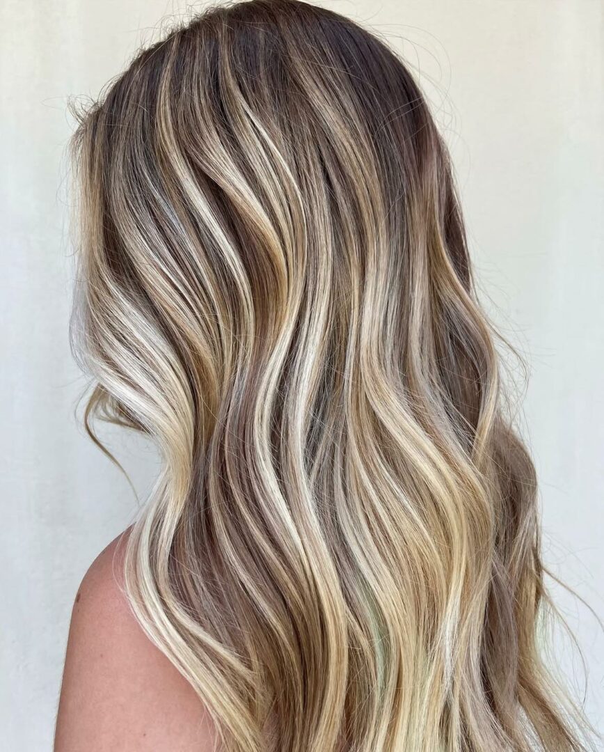 10 Gorgeous Blonde Hair With Dark Roots Ideas To Try Right Now