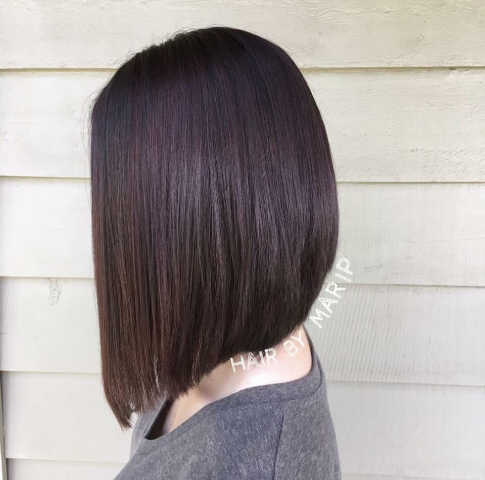 10 Long Stacked Bob Haircuts For Effortless Volume And Modern Look