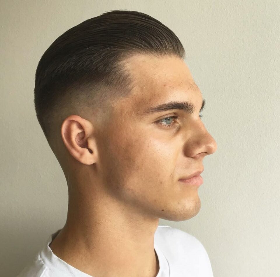10 cortes de cabelo militares que exalam força e estilo
